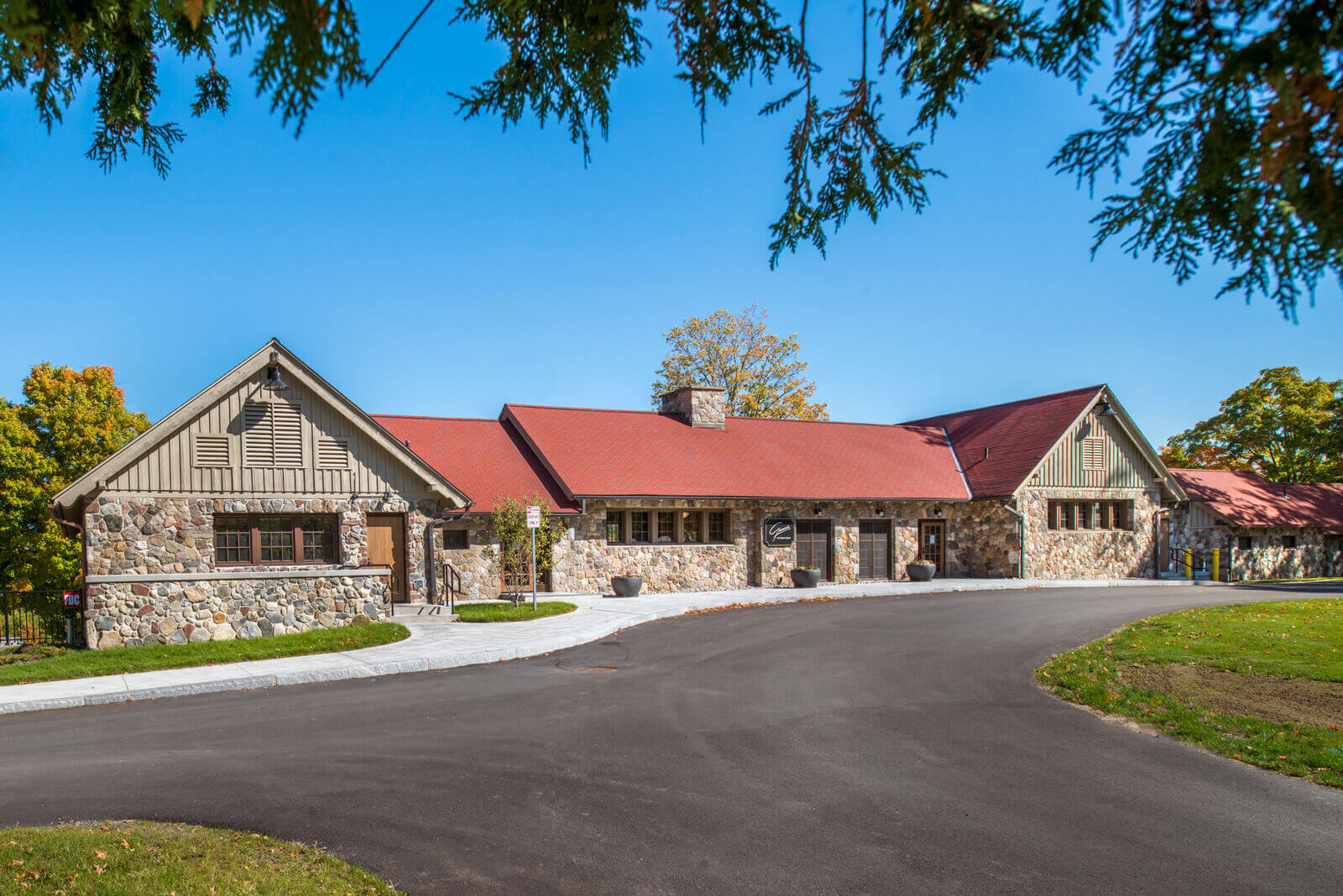 Golf Clubhouse Renovation | Beardsley Architecture